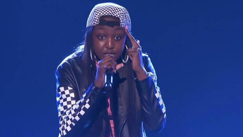 Flau'jae (14) gaat viral met rap voor overleden vader