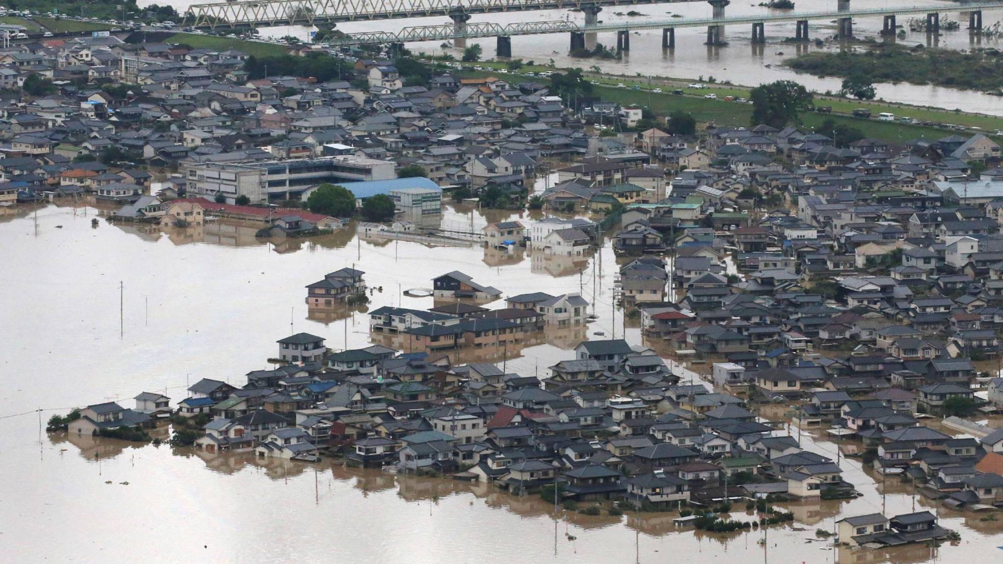 In Japan zijn ze wel wat gewend, maar dit natuurgeweld is uitzonderlijk ...