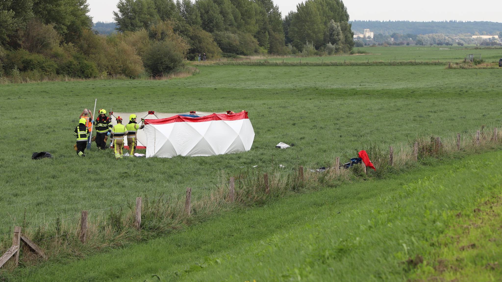 Eigenaar houdt tuktuks binnen na dodelijk ongeluk bij Kesteren | NOS