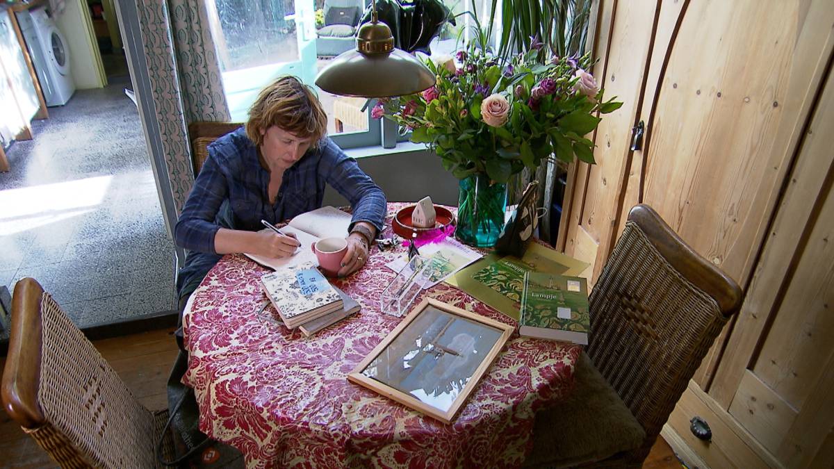 Annet Schaap wint Gouden Griffel voor boek 'Lampje'