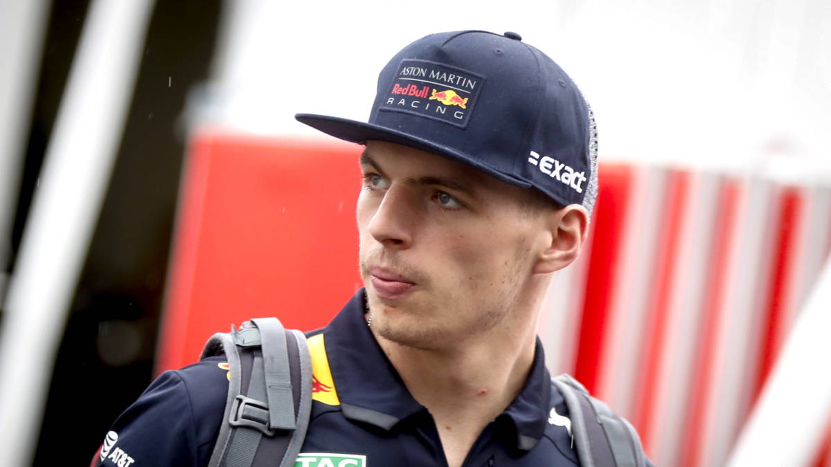 Verstappen klokt vierde tijd op training, Hamilton weer de snelste