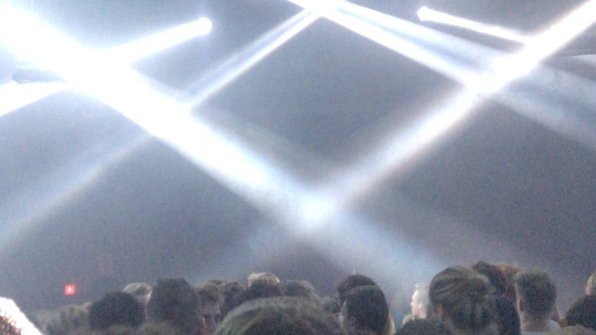 Epileptische aanvallen op ADE-feest DGTL: 'Niet normaal dat mensen ...