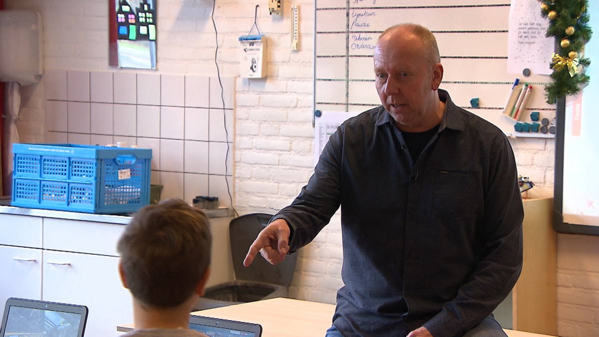 Hoe houden leraren orde in de klas?