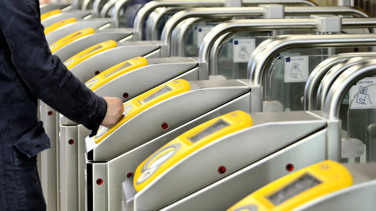 Eenmalig inchecken in ov komt er toch niet