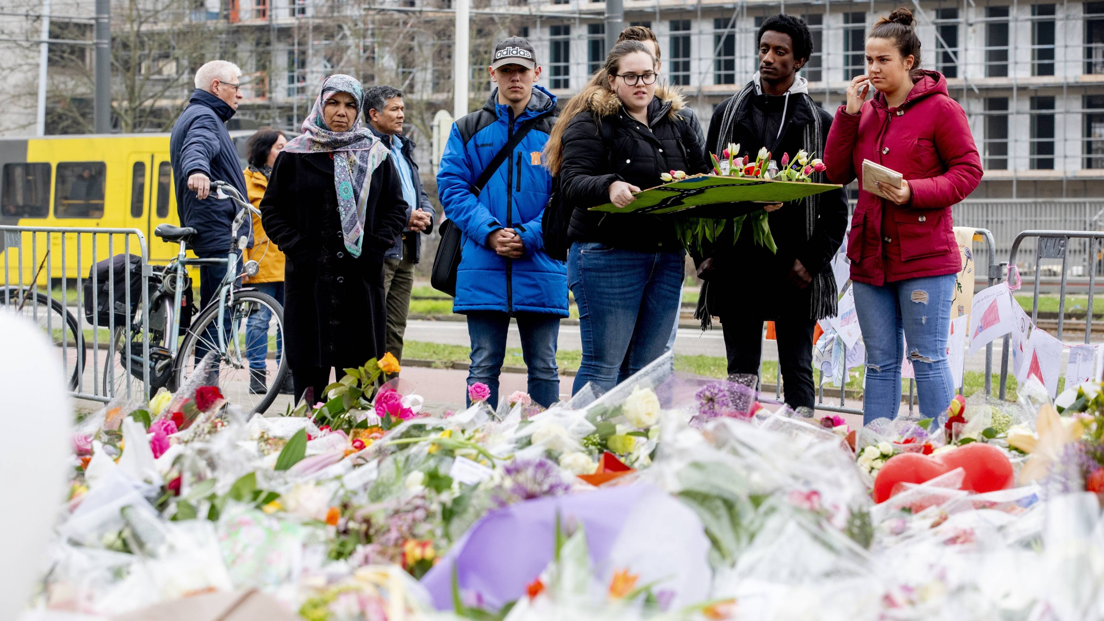 GGD Utrecht onderzoekt gevolgen tramaanslag 24 Oktoberplein | NOS