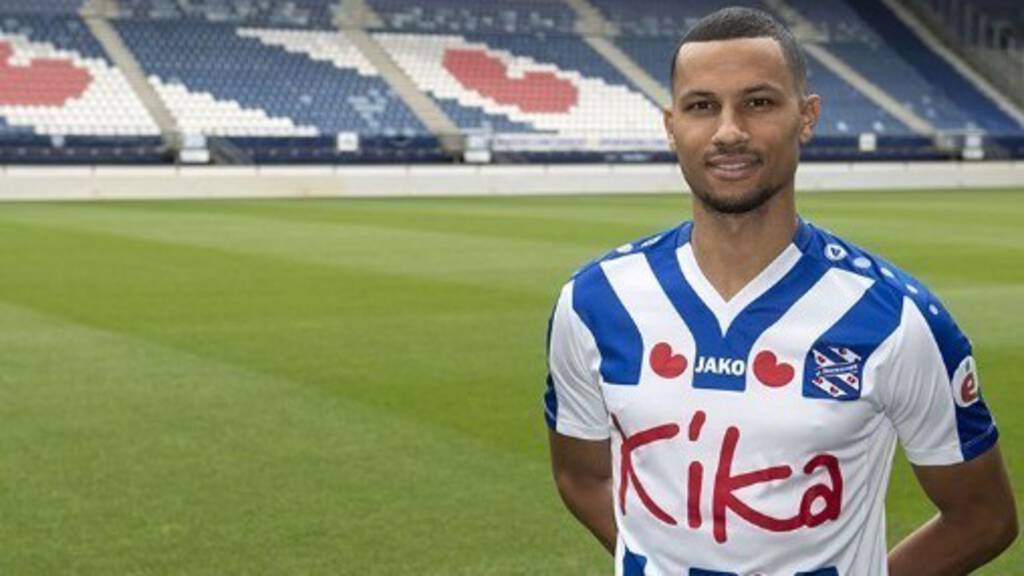 Van Rhijn transfervrij naar Heerenveen