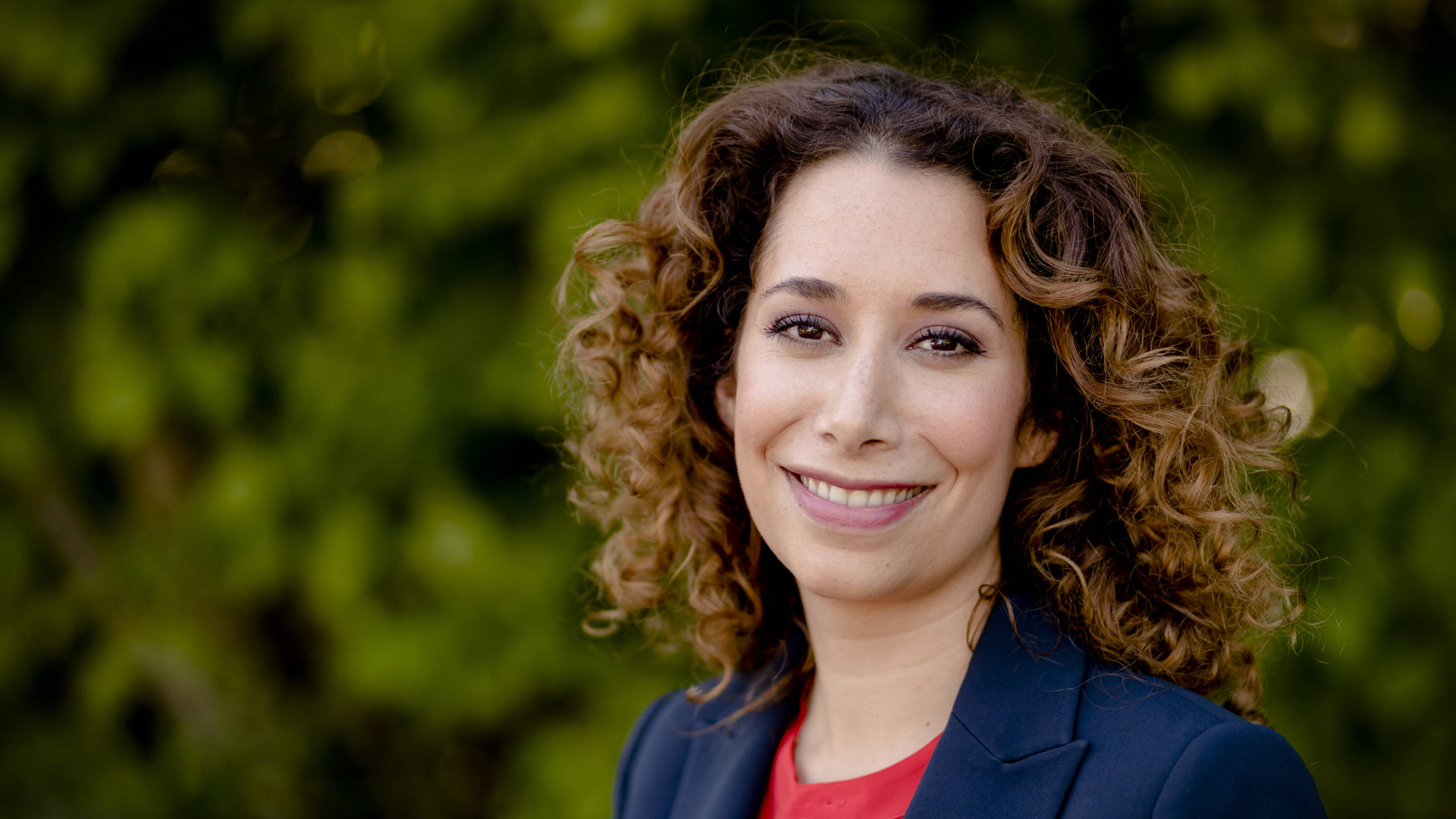 Saïda Maggé nieuwe presentator NOS Journaal | NOS