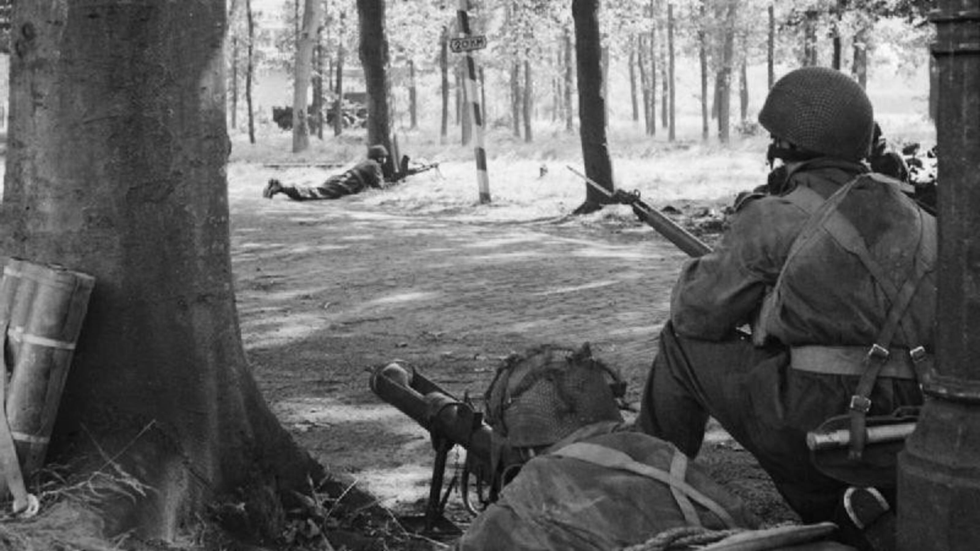 het bevrijdingsjaar | Britse troepen breken niet door Duitse ...