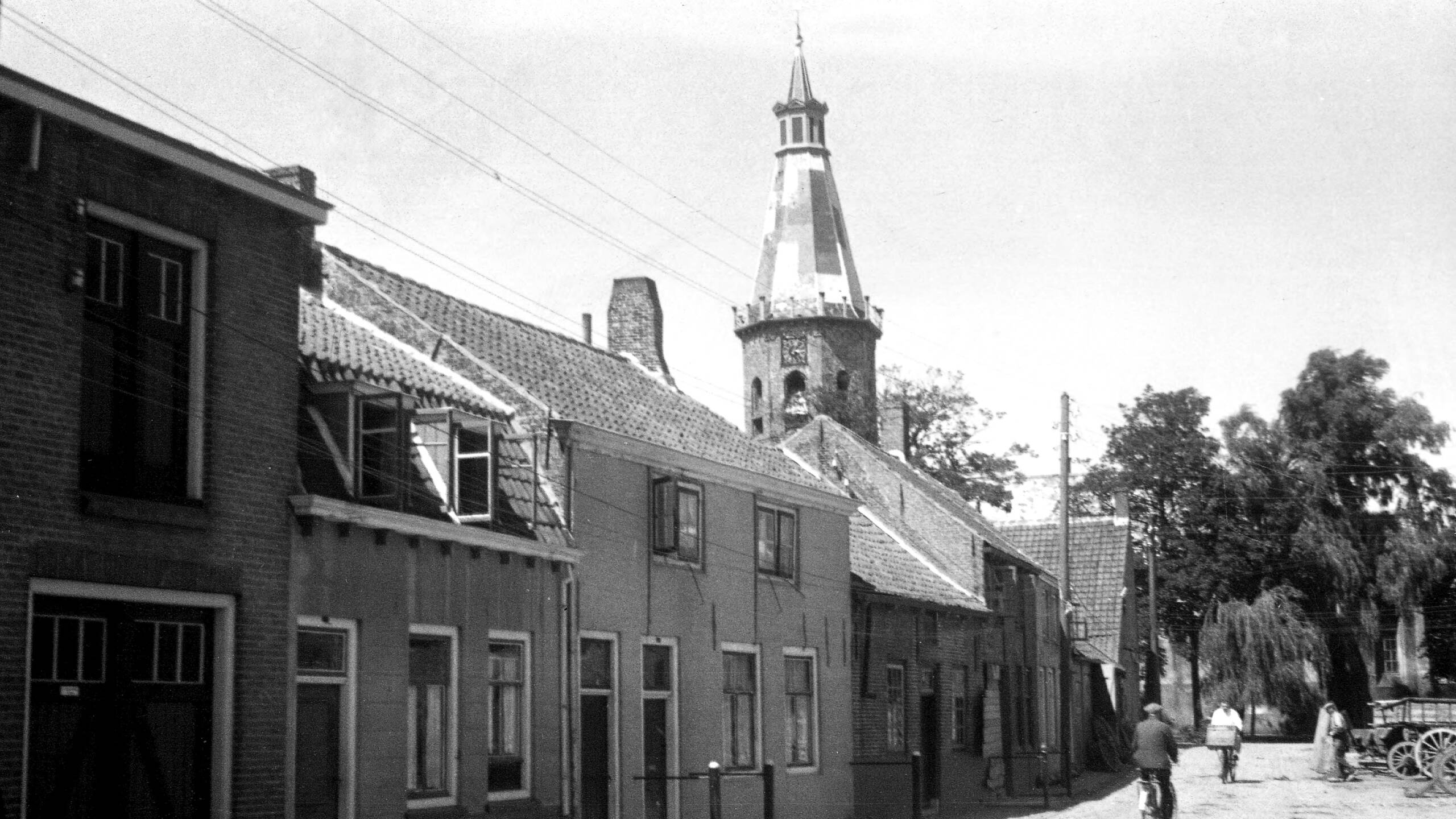 het bevrijdingsjaar | Rode Kruisdorp Groede vol gewonden na explosie ...