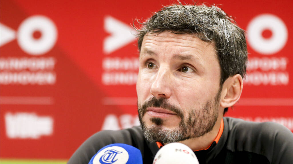 Van Bommel: 'Voel de steun van de directie'