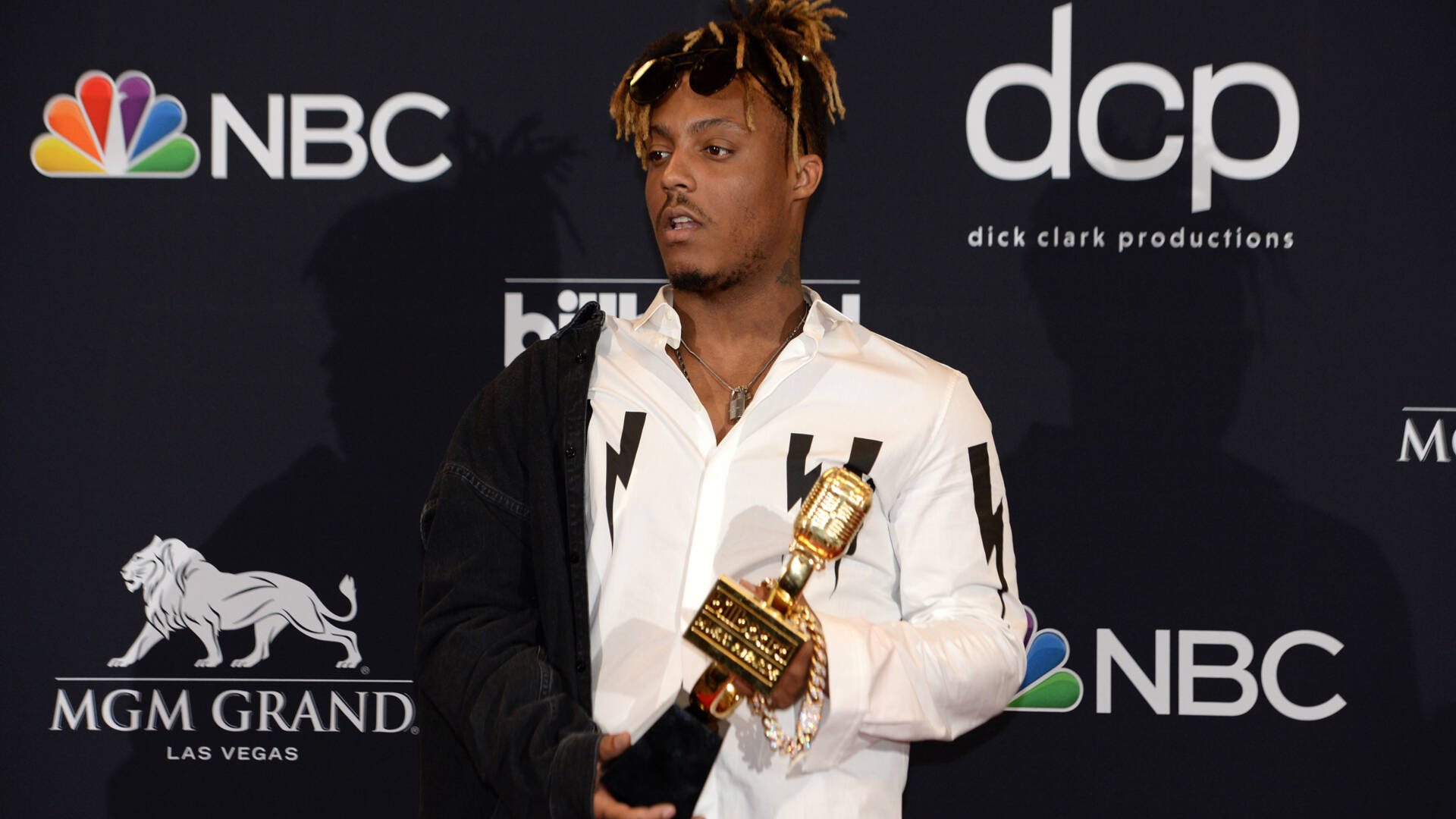 Amerikaanse rapper Juice Wrld (21) overleden | NOS