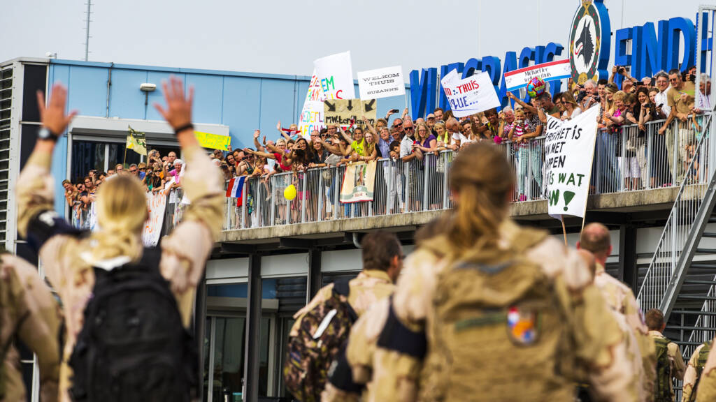 Slob: vrij van school als ouder terugkeert van militaire missie