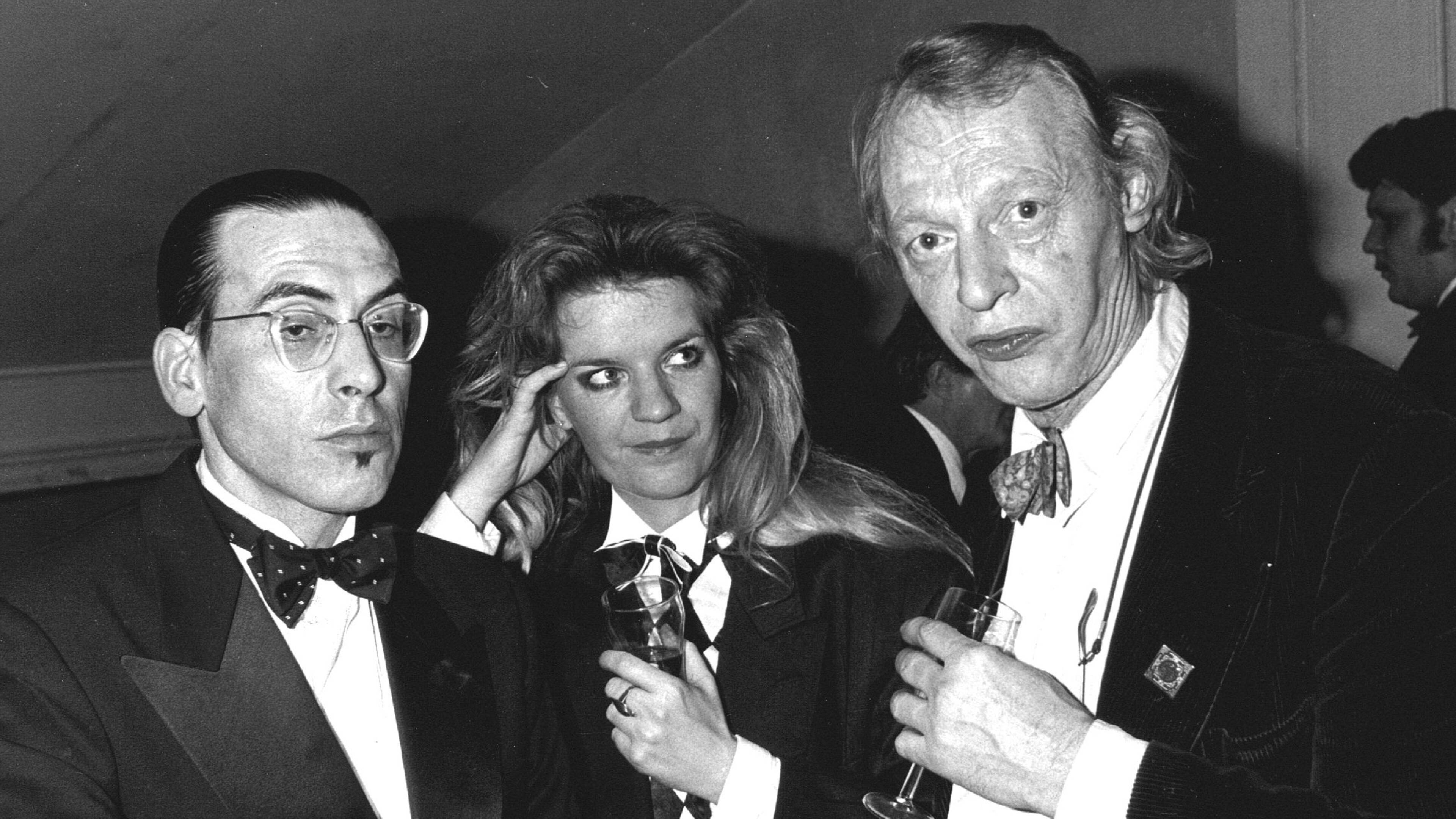 'Aucteur' Jules Deelder wilde als schrijver gezien én gehoord worden | NOS