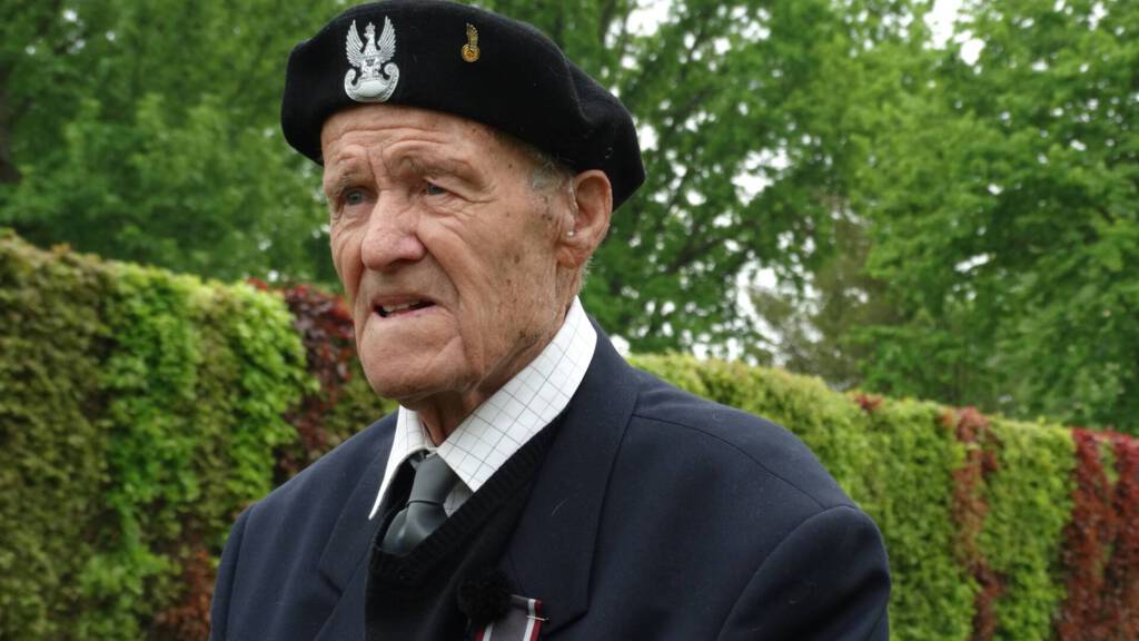 Honderden kerstkaarten voor hoogbejaarde Poolse bevrijder van Breda