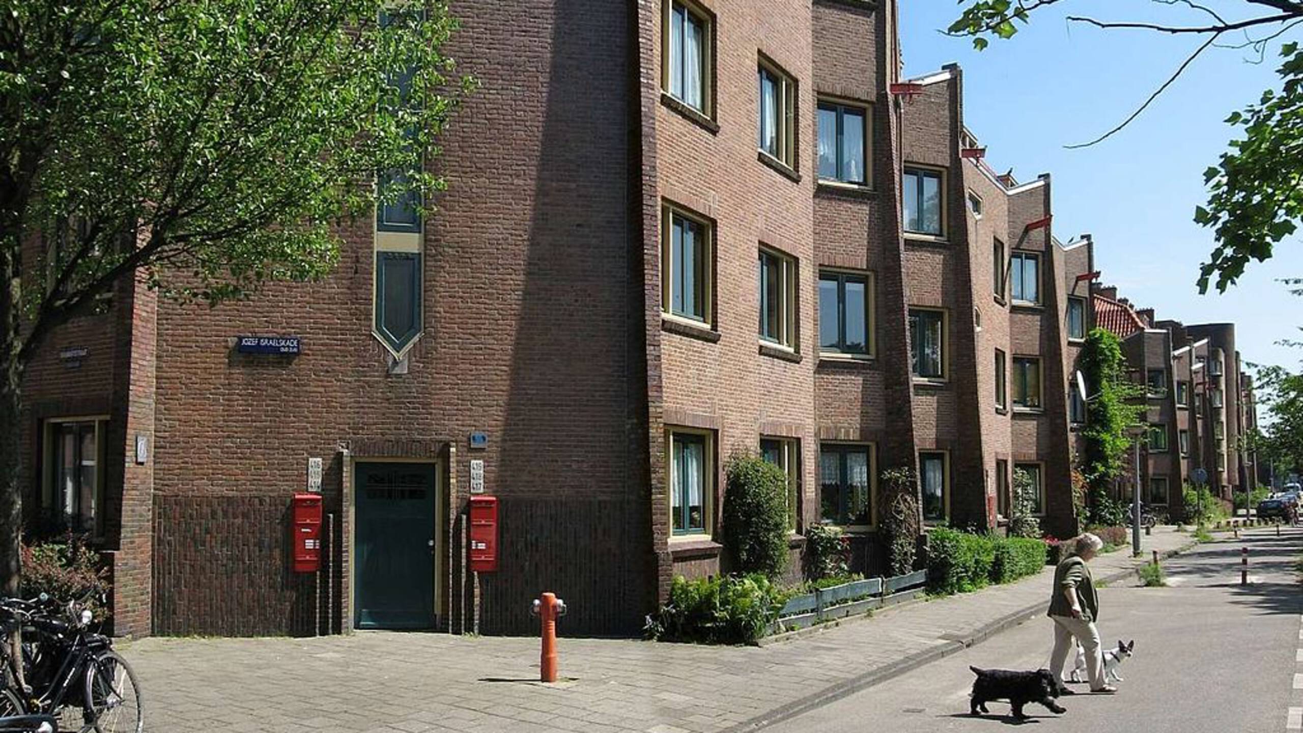 'Medewerker steelt miljoenen bij woningcorporatie Stadgenoot' | NOS