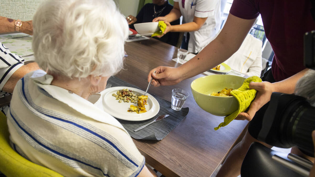 Personeel gevraagd! Overbelaste zorg zoekt hulp vanuit alle hoeken