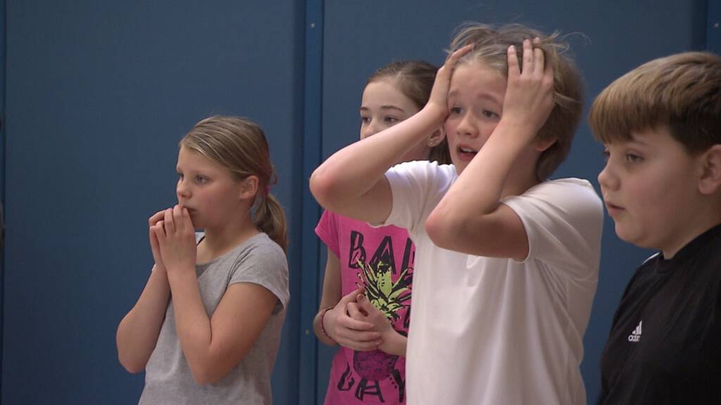 Help! Mijn gymleraar wordt doof