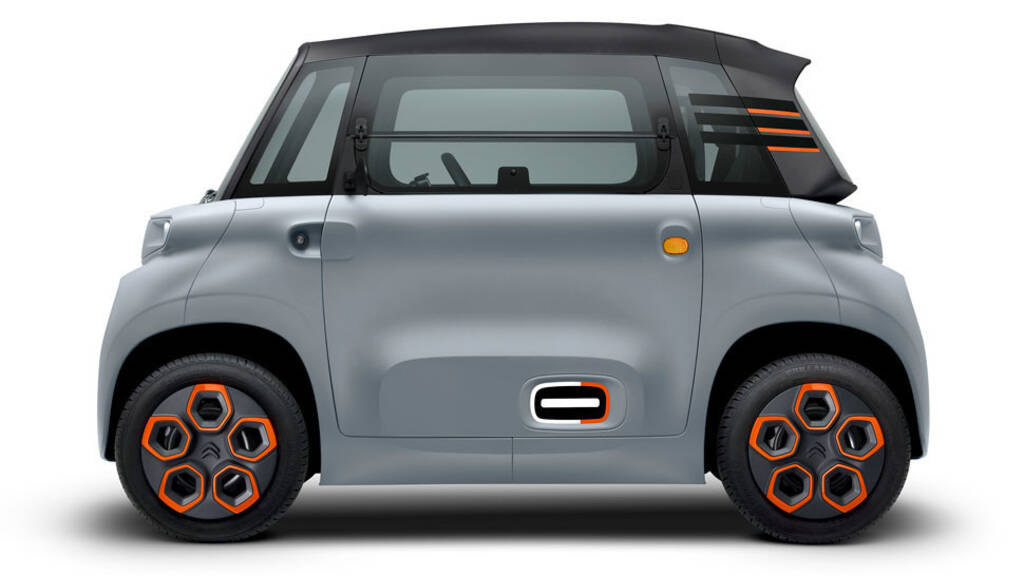 Deze elektrische auto mag je besturen met brommerrijbewijs