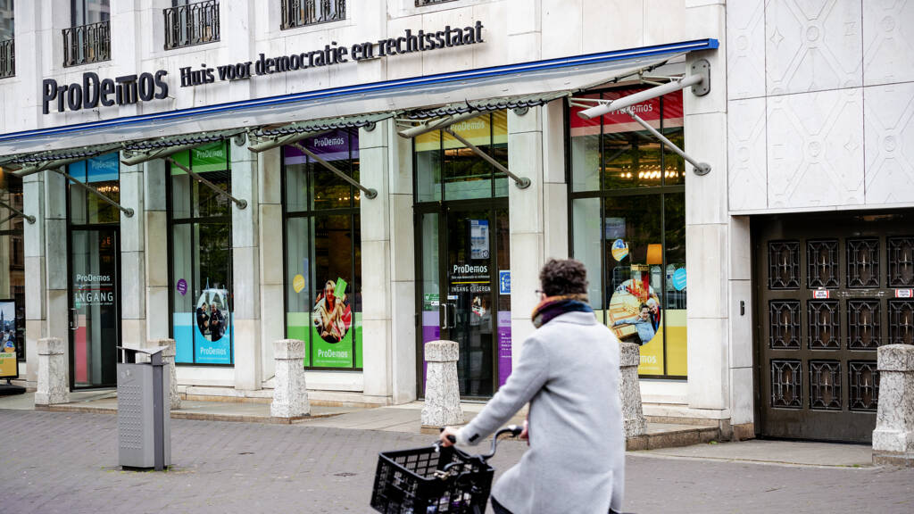 Directeur weg bij ProDemos na misbruikschandaal