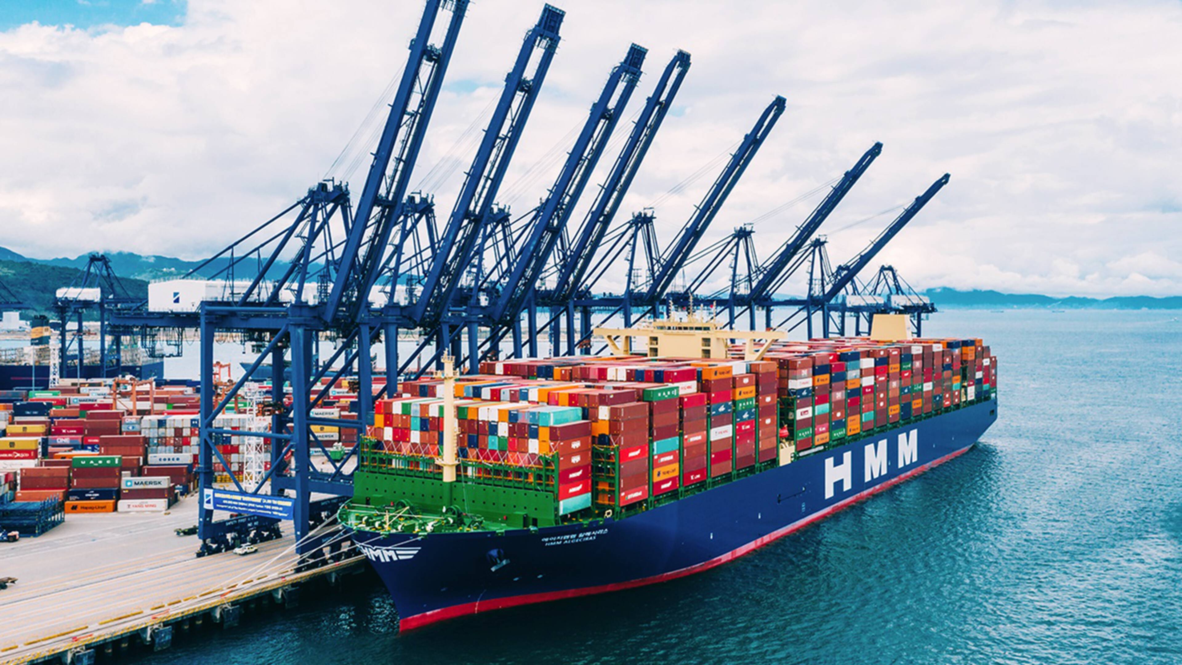Grootste Containerschip Ter Wereld Meert Aan In Rotterdam NOS