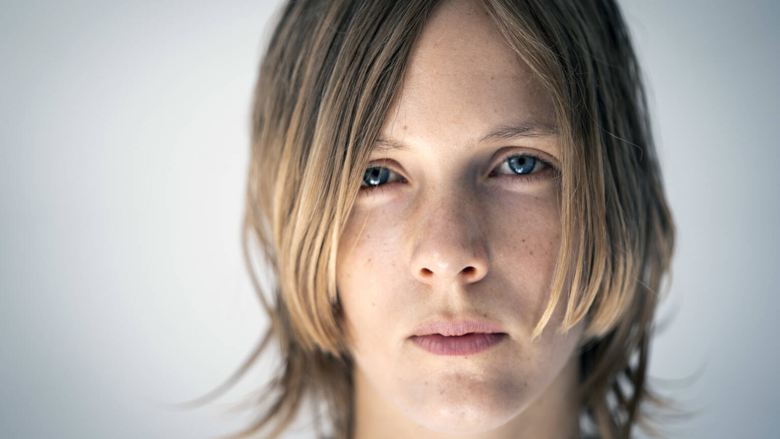 Marieke Lucas Rijneveld eerste Nederlandse winnaar International Booker ...