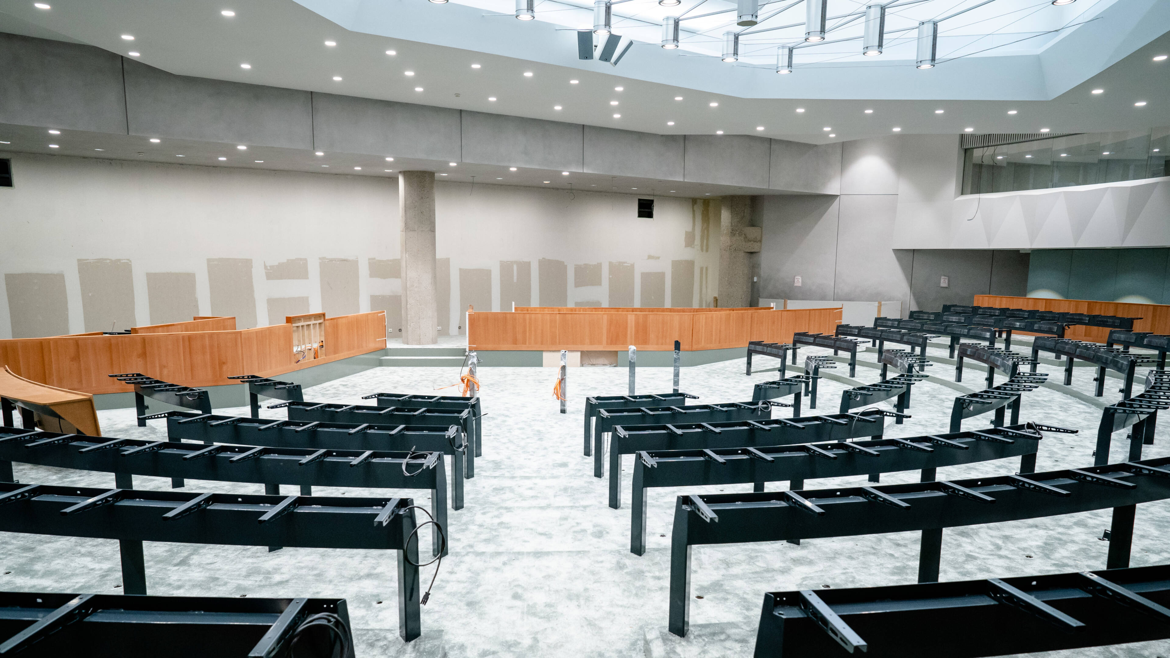 Mini-replica van parlement moet verhuisangst Tweede Kamer wegnemen | NOS