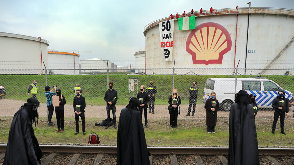 Rechtszaak tegen oliebedrijf Shell over klimaat