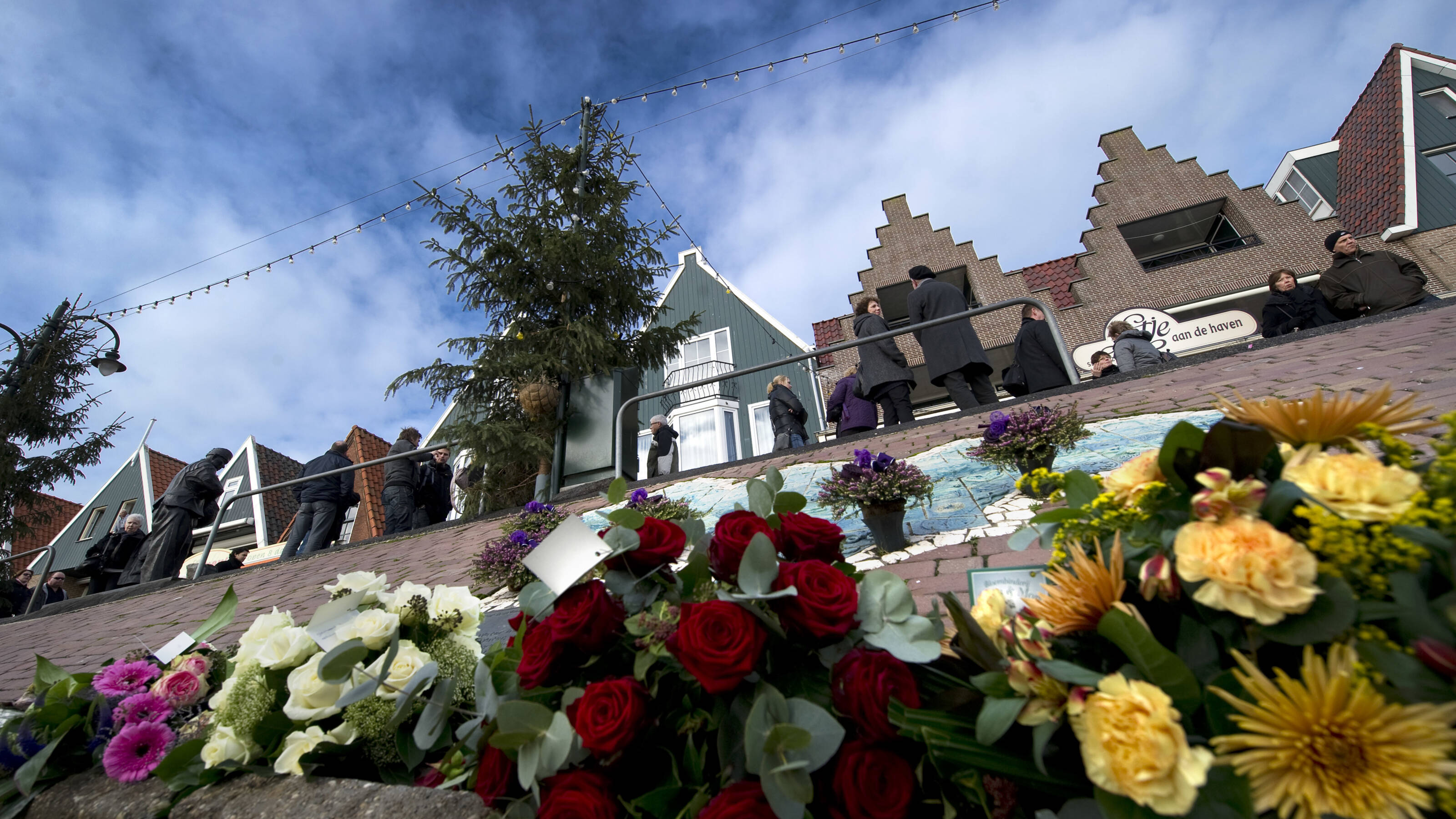 20 jaar na Nieuwjaarsbrand Volendam: 'Ik weet niet meer hoe ik ...
