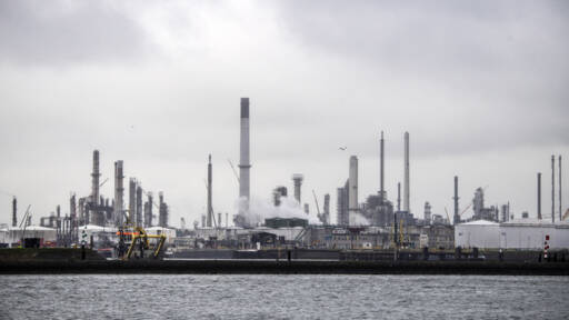 Shell schrapt 900 banen in Nederland | NOS
