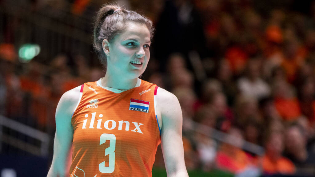 Na beenoperatie wacht maandenlange revalidatie voor volleybalster Beliën