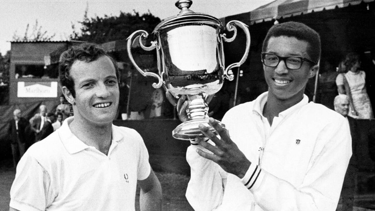 Hoe Tom Okker 45 jaar geleden opeens in een Nigeriaanse coup ...