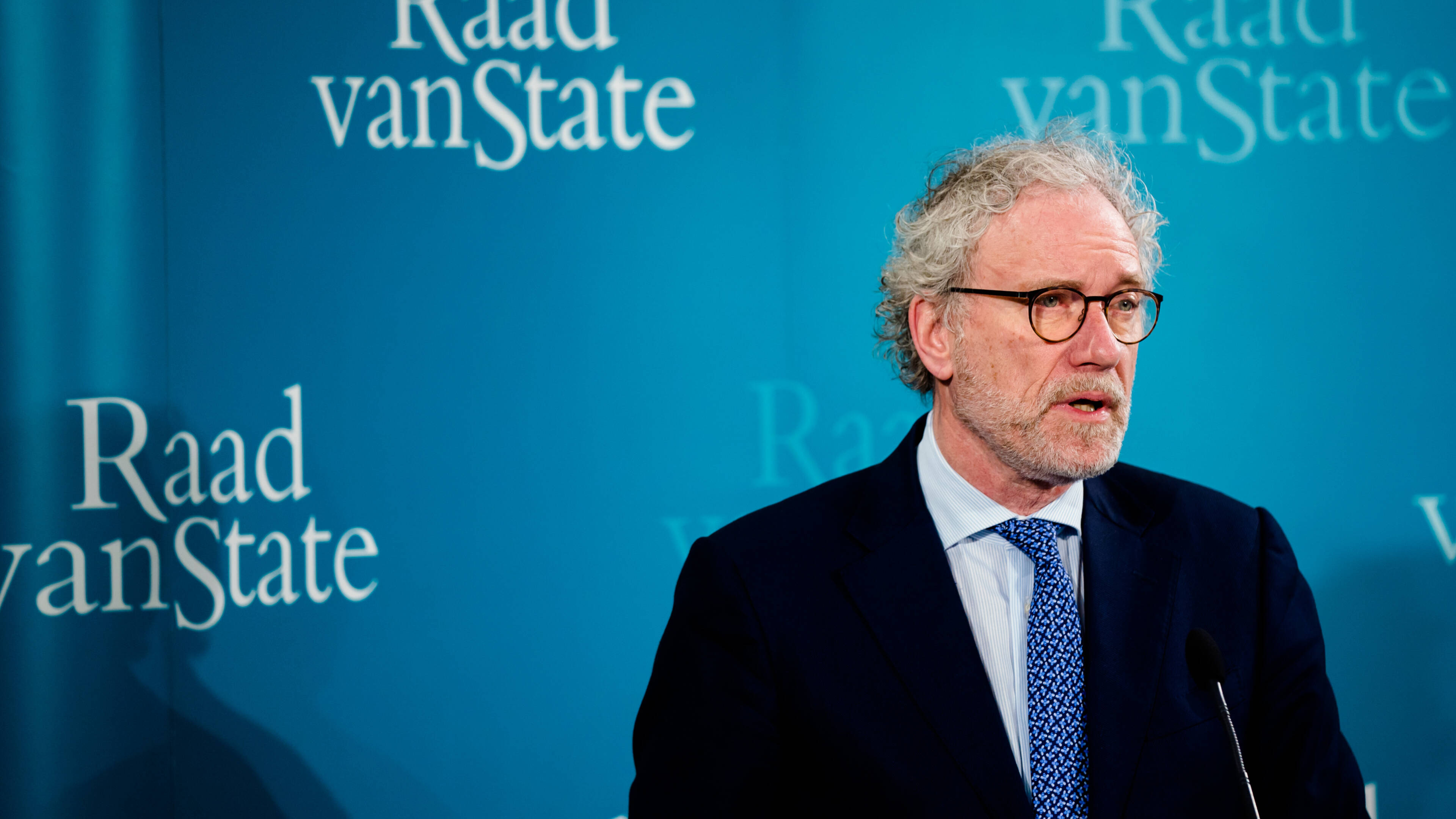 Raad van State: voortvarend werken aan vertrouwen in overheid | NOS