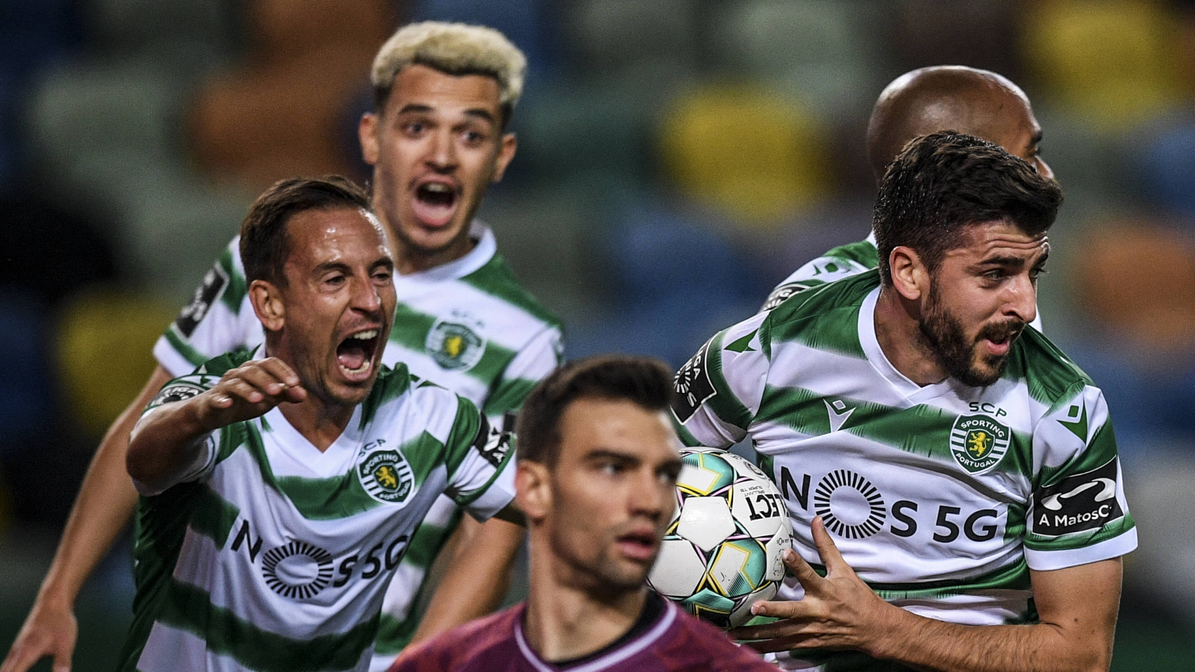Sporting na 19 jaar weer kampioen van Portugal | NOS