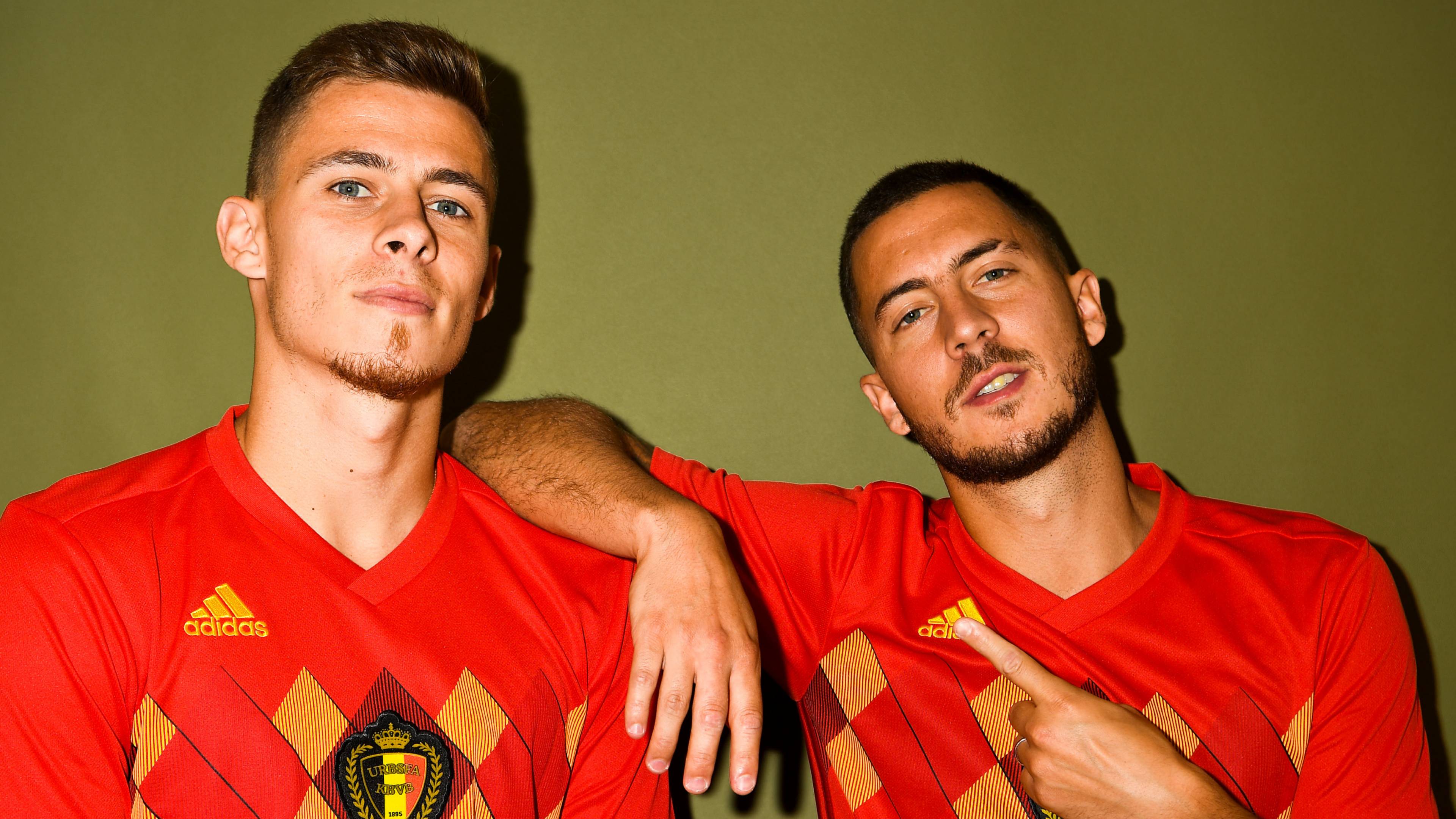 Thorgan Hazard stapt uit eeuwige schaduw van grote broer Eden: 'Geweldig ontwikkeld' | NOS