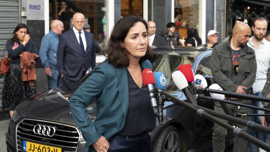 'Tweede verdachte is Delano G.' • Directeur RTL: De Vries vecht nog ...