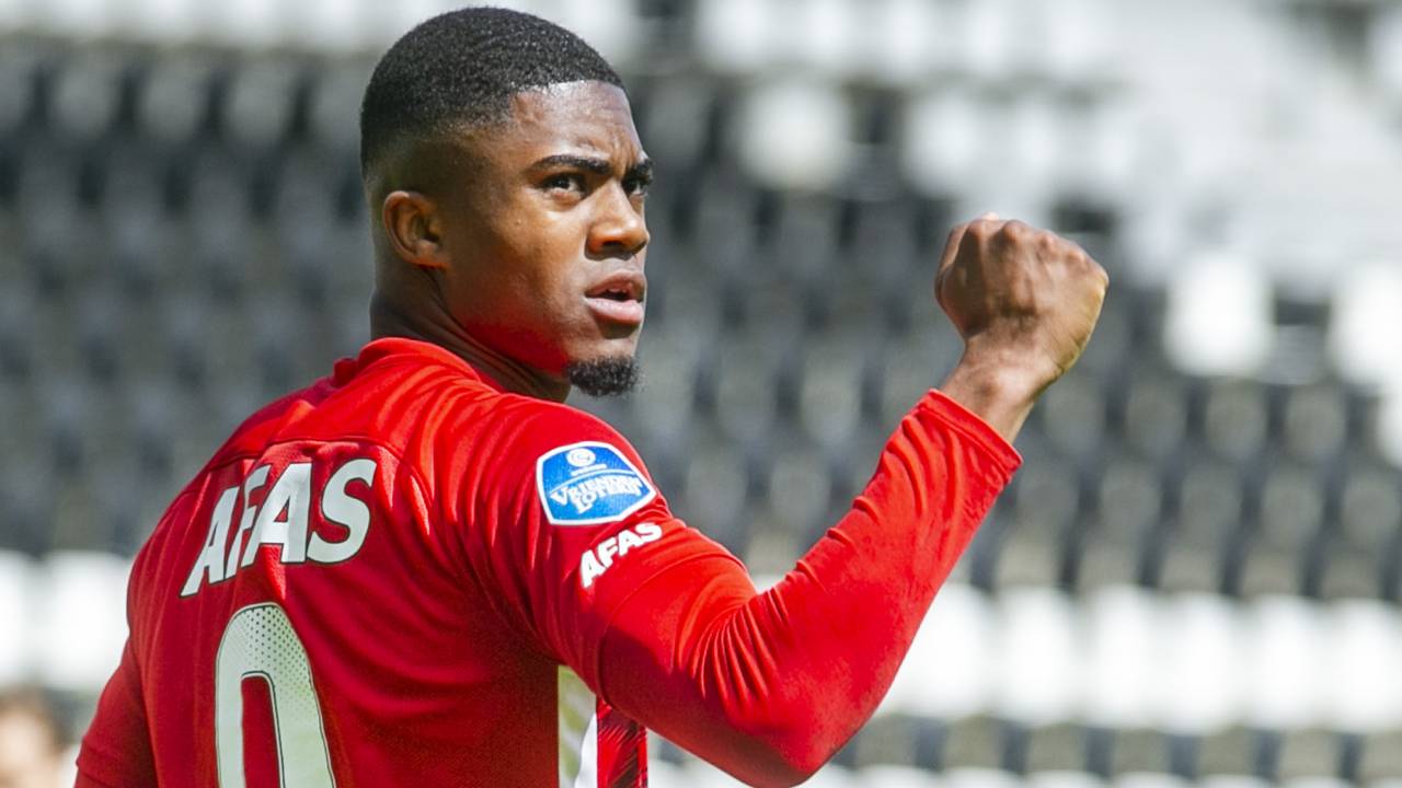 Boadu volgt AZ-maatje Stengs naar Frankrijk en tekent bij AS Monaco | NOS
