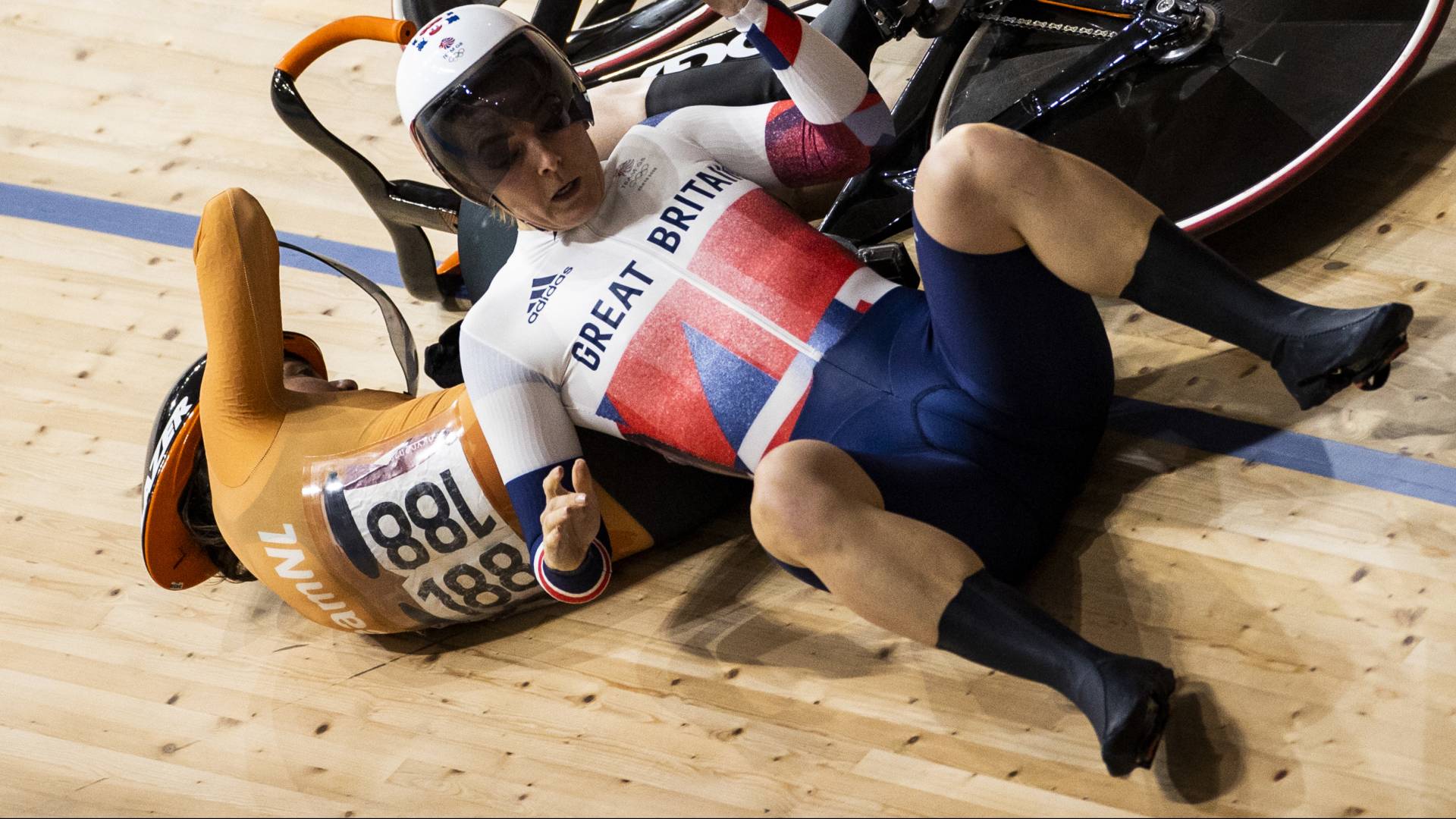 Jarige Van Riessen vanuit Japans ziekenhuis: 'Van heftige crash weet ik ...