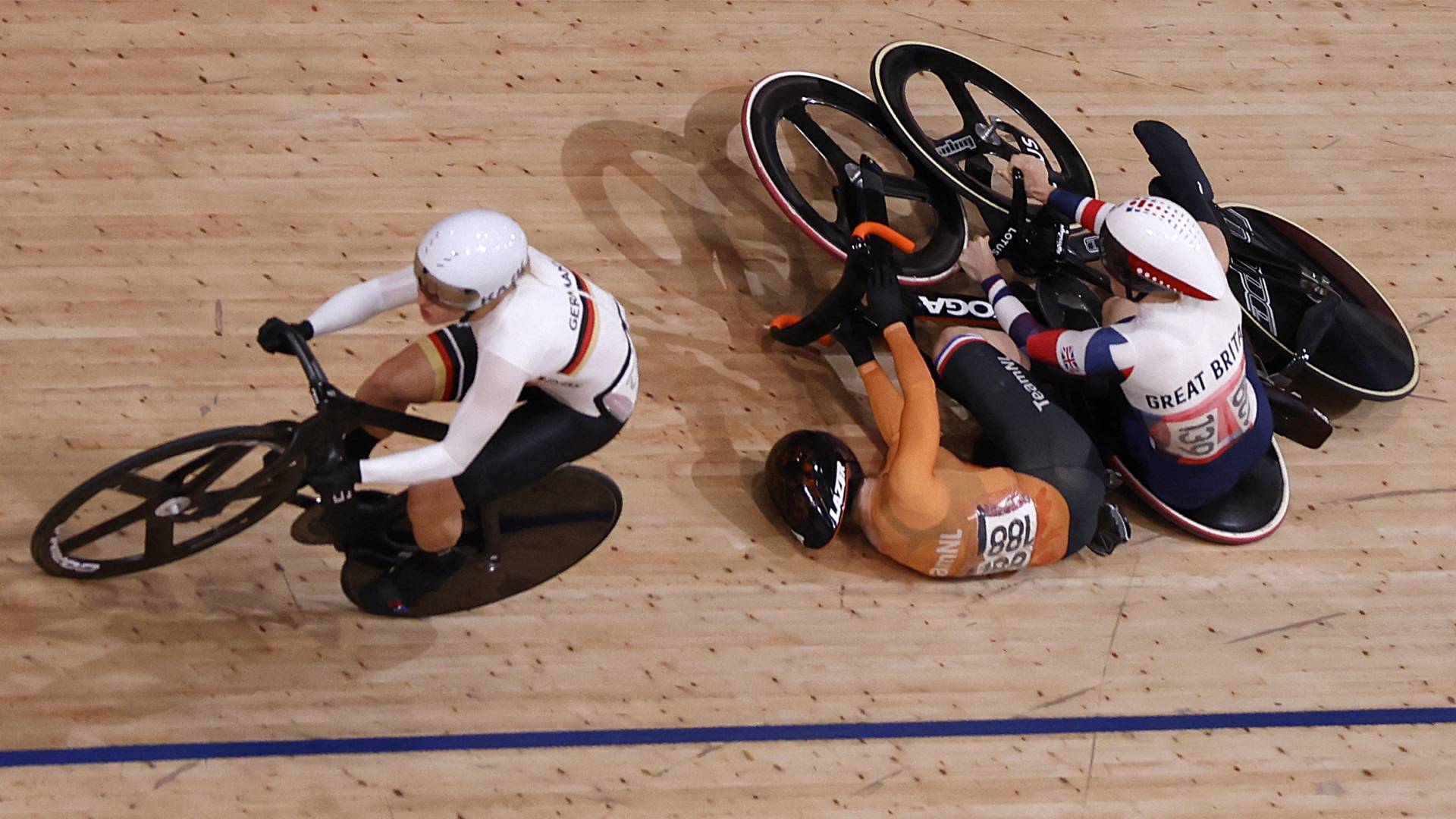 Jarige Van Riessen vanuit Japans ziekenhuis: 'Van heftige crash weet ik ...