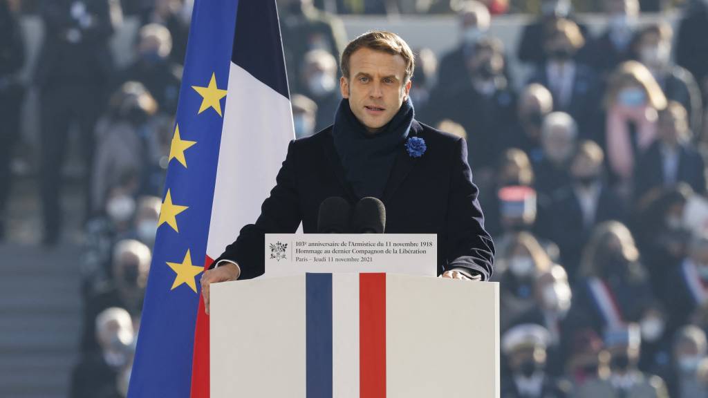 Franse president veranderde stiekem kleur van de vlag