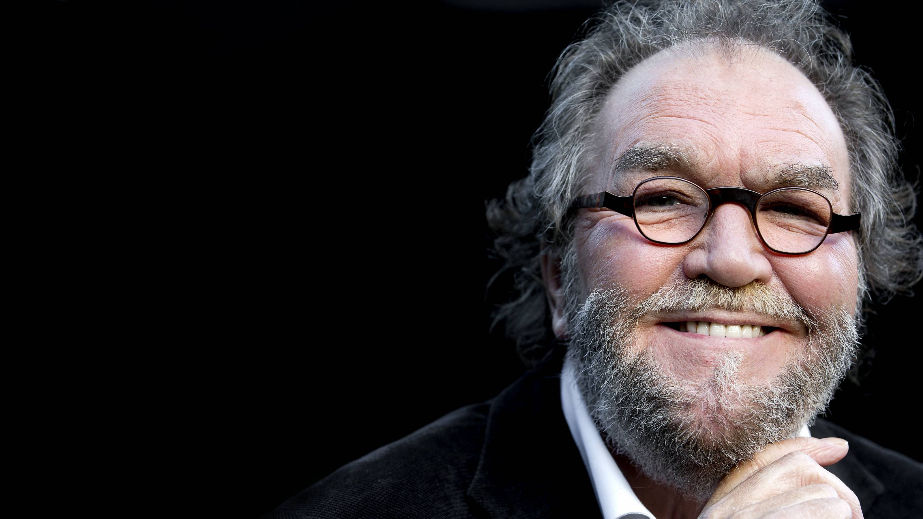 'Koning van de polonaise' Arie Ribbens (84) overleden | NOS