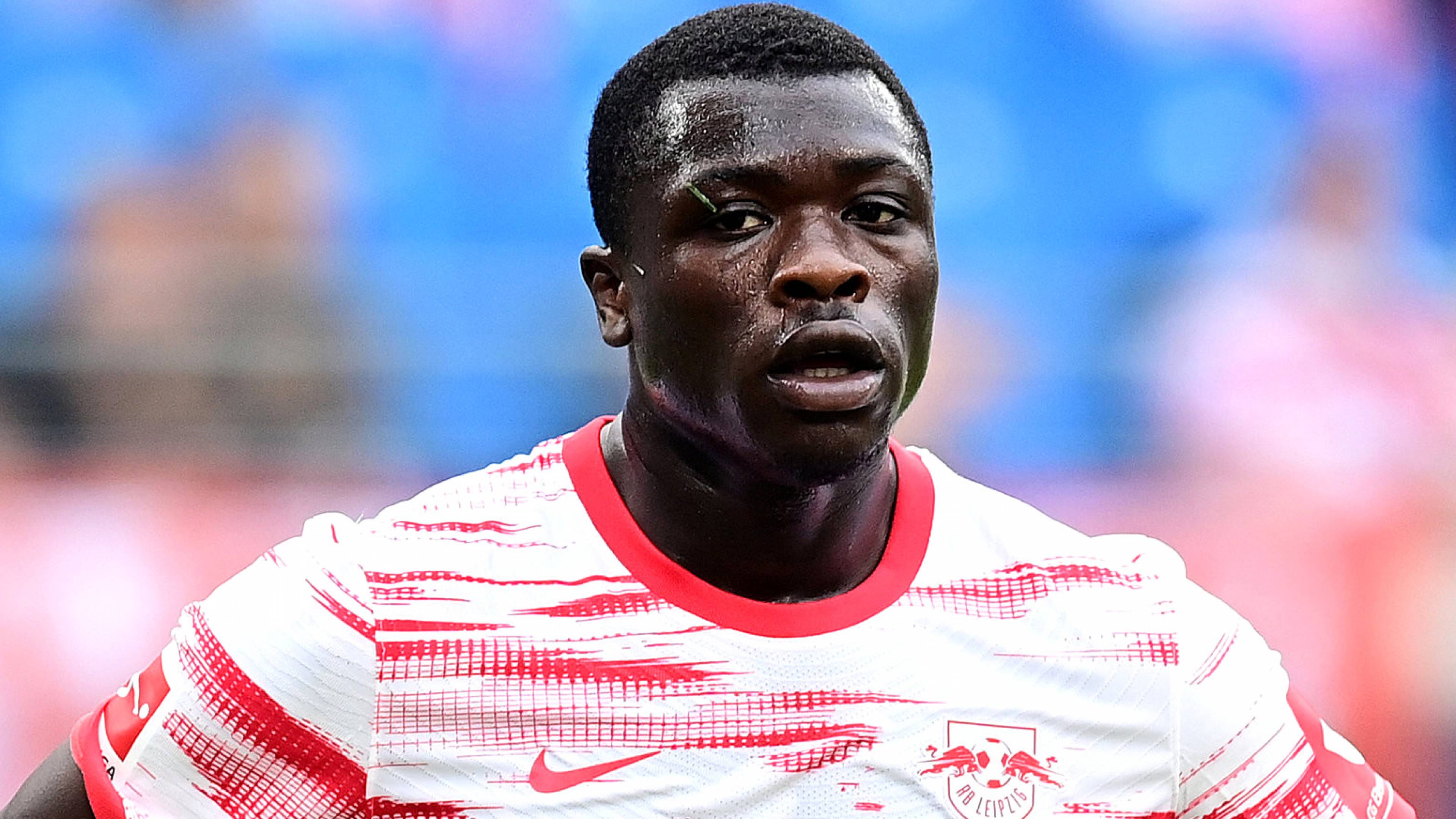 Na 252 speelminuten in een half seizoen is Brobbey weer terug bij Ajax | NOS