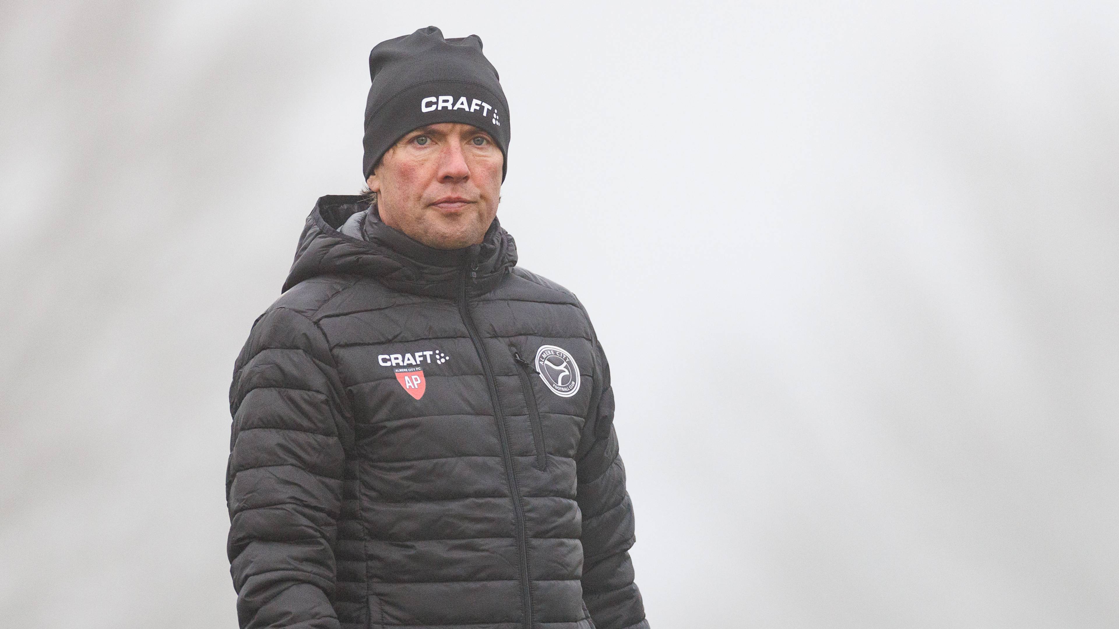 Alex Pastoor bij Almere weer in Nederland: 'In het begin maakt ambitie ...