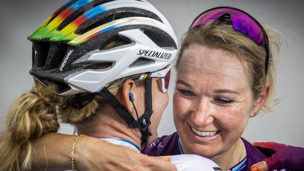 Nieuwe renners? Verwachtingen? Teampresentatie SD Worx draait om Amy Pieters