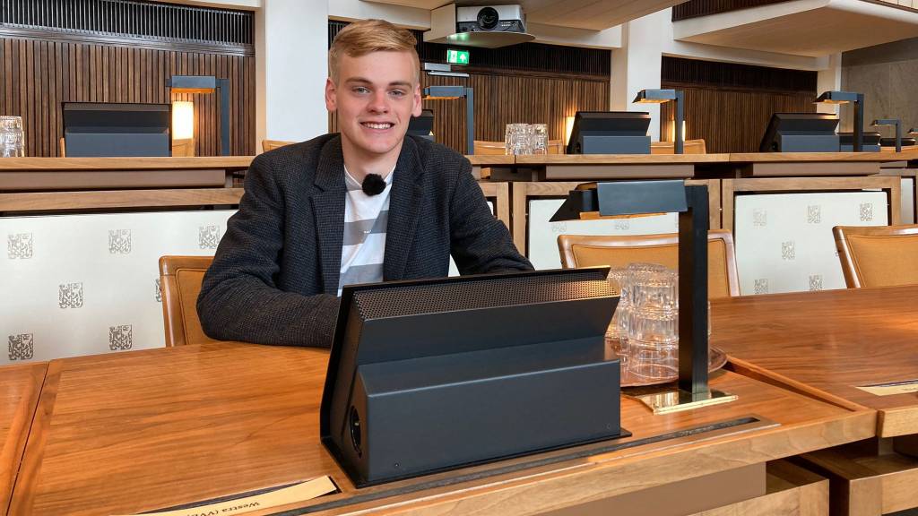 Jelte (18) is een van de jongste gemeenteraadsleden van Nederland