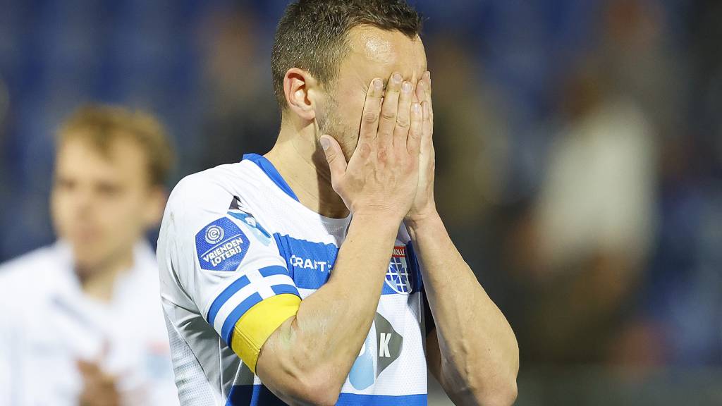 PEC Zwolle stelt na rampseizoen ambities bij: 'Promotie is niet de ...