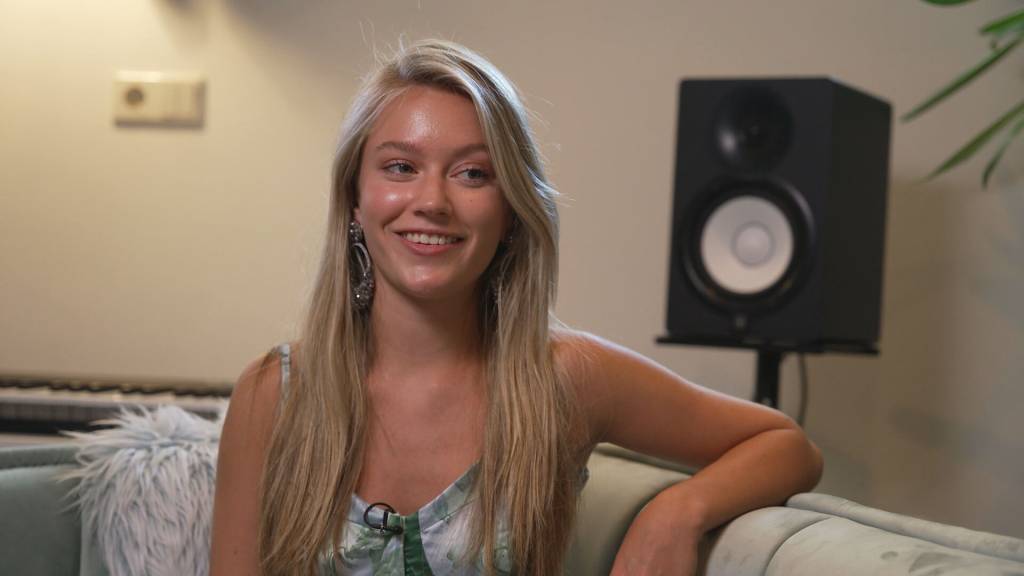 Zangeres Sterre Koning beantwoordt jullie vragen