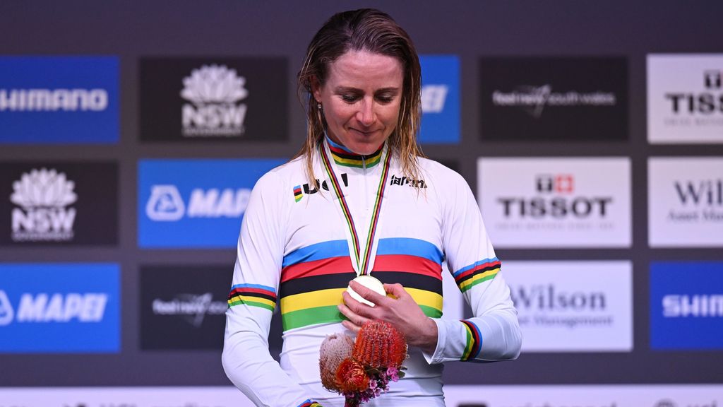 Annemiek van Vleuten is ondanks elleboogbreuk wereldkampioen