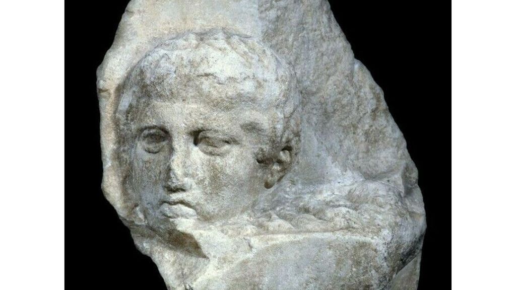 Le Vatican restitue des fragments du Parthénon à la Grèce - Nouvelles Du Monde