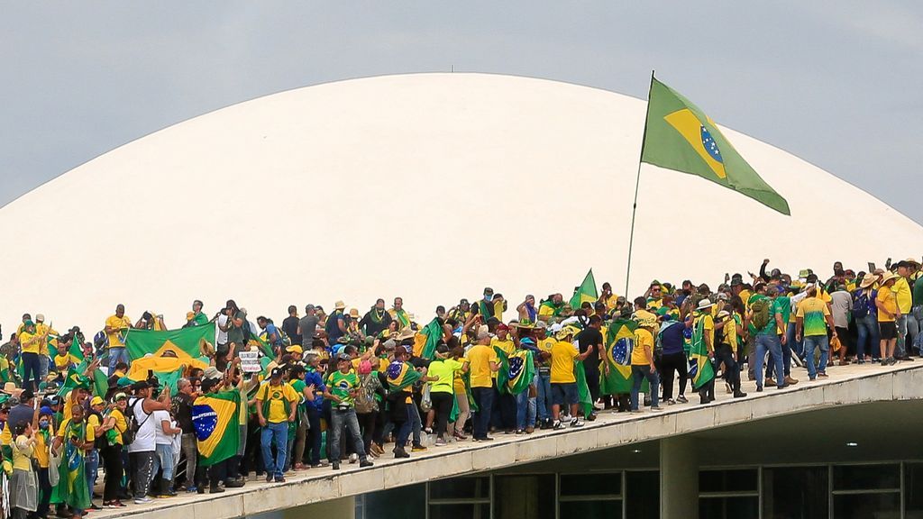 Brazilië gaat betrokkenheid Bolsonaro bij opstand onderzoeken