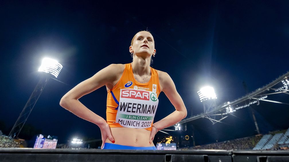 High jumper Weerman sets his own national indoor record of 1.96 meters ...